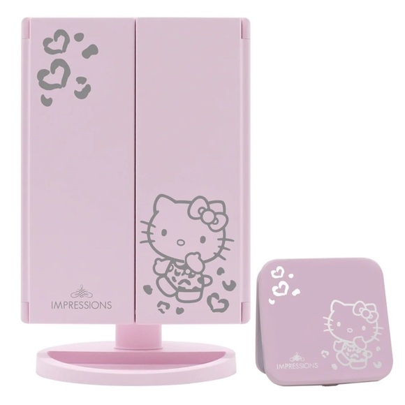 Hello Kitty | Accessories | Hello Kitty Supercute Trifold Compact ...
